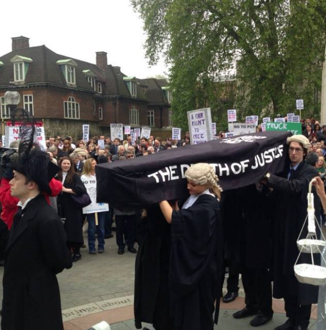 In pictures: today’s legal aid protest - Legal Cheek