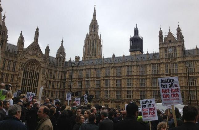 In pictures: today’s legal aid protest - Legal Cheek